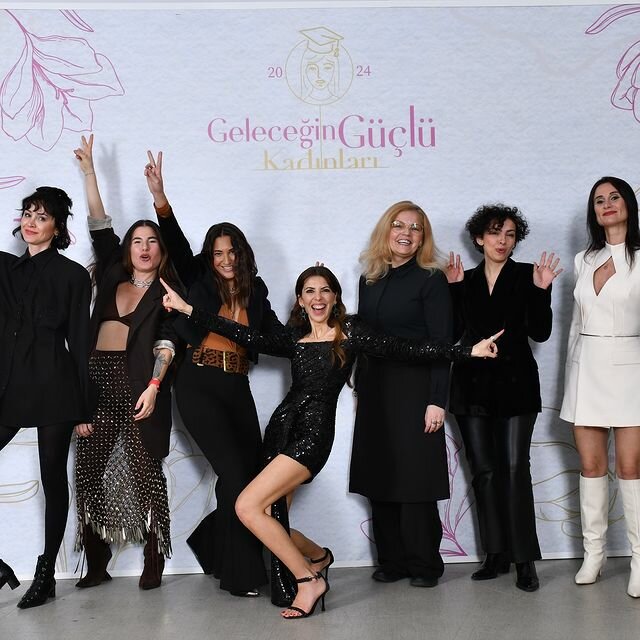 Moda evleri Meltem Özbek Showroom, İstanbul, foto
