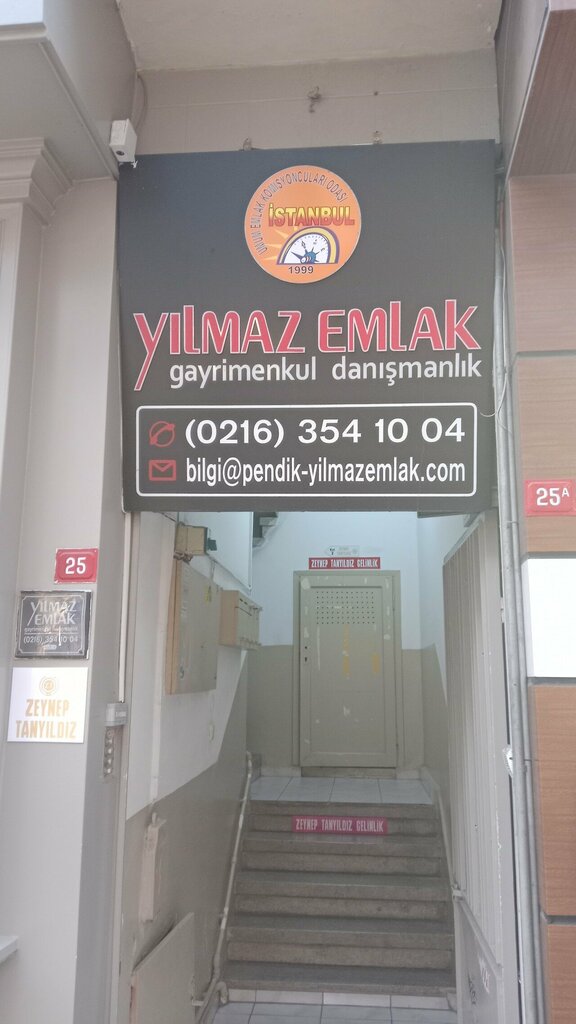Emlak ofisi Yılmaz Emlak, İstanbul, foto