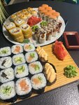 Токио (Revolyutsionnaya ulitsa No:50/89), suşi restoranı  Buguruslan'dan