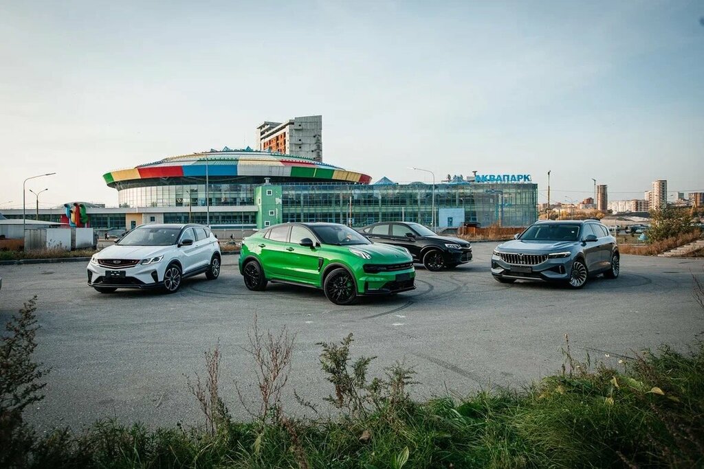 Otomobil satış galerileri Flip Export, Novosibirsk, foto