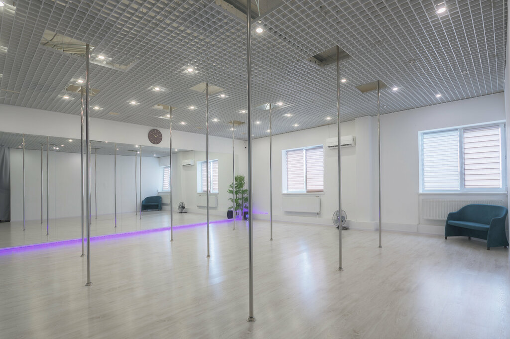 Dans okulları Fullmoon, Troitsk, foto