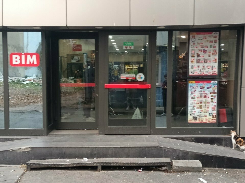 Süpermarket Bim, İstanbul, foto