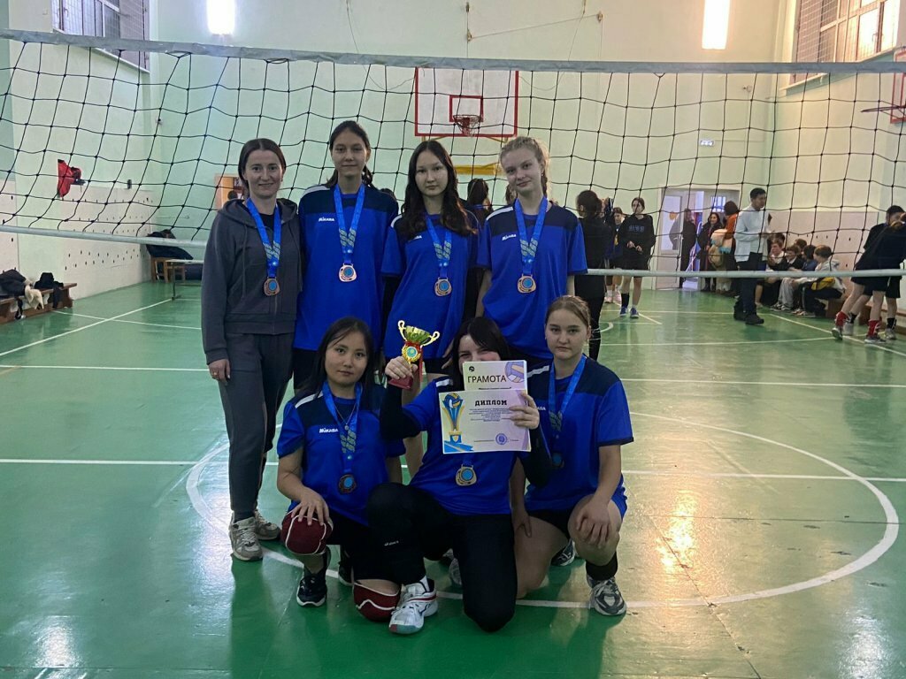 Ortaokul Akkol secondary school No. 4, Akköl, foto