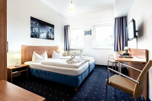 Hotel Fresh Inn (Bavaria, München, Grünwalder Weg, 20), otel  Bavyera'dan