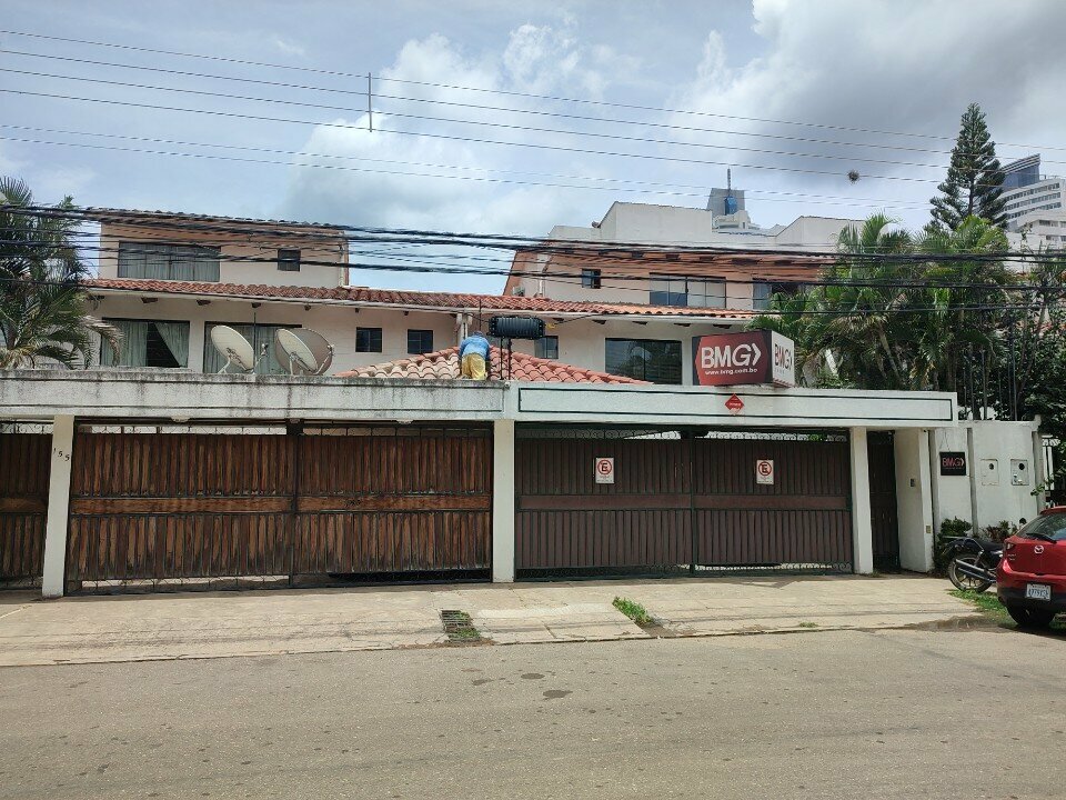 Taş ürünler ve yapılar Bmg Bolivia, Santa‑Krus, foto