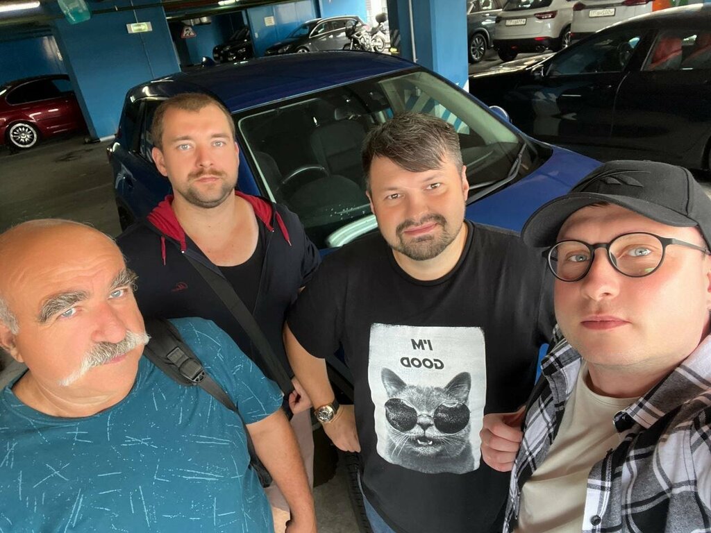 Araba seçimi hizmeti Автопомощник, Moskova, foto