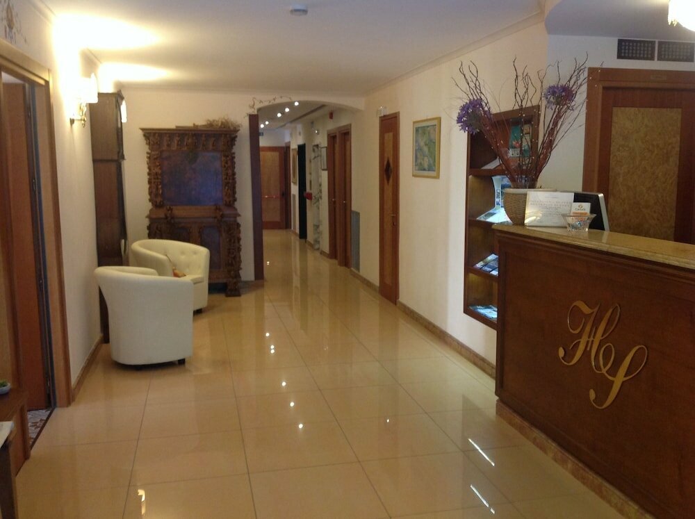 Otel Hotel Tirreno, Ligurya, foto