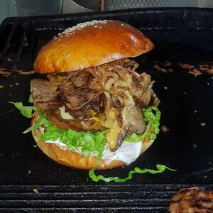 Dodo Burger&Bbq (Sarıkız Mh, Ali İleri Cd. 302. Sokak, 10300 Edremit/Balıkesir), fast food  Edremit'ten