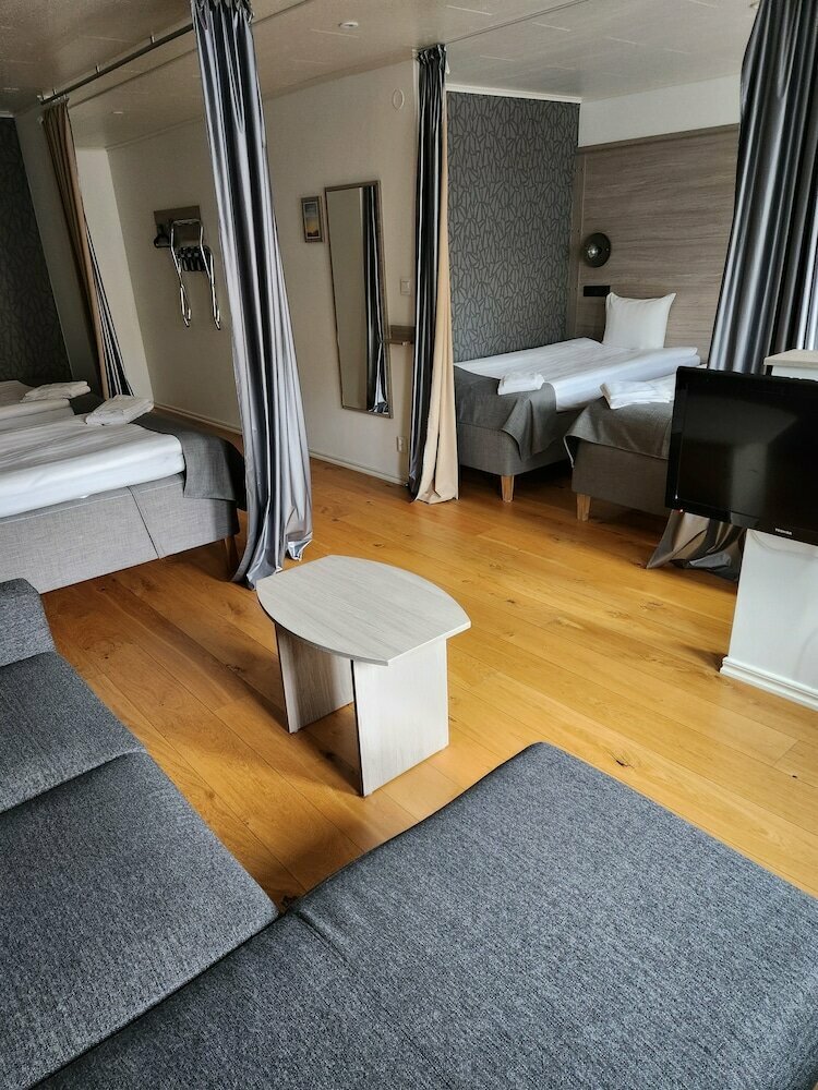 Otel Hotell Stinsen, Orebro Vilayeti, foto