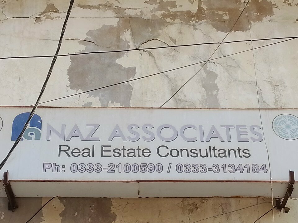 Emlak ofisi Naaz associates, Karaçi, foto