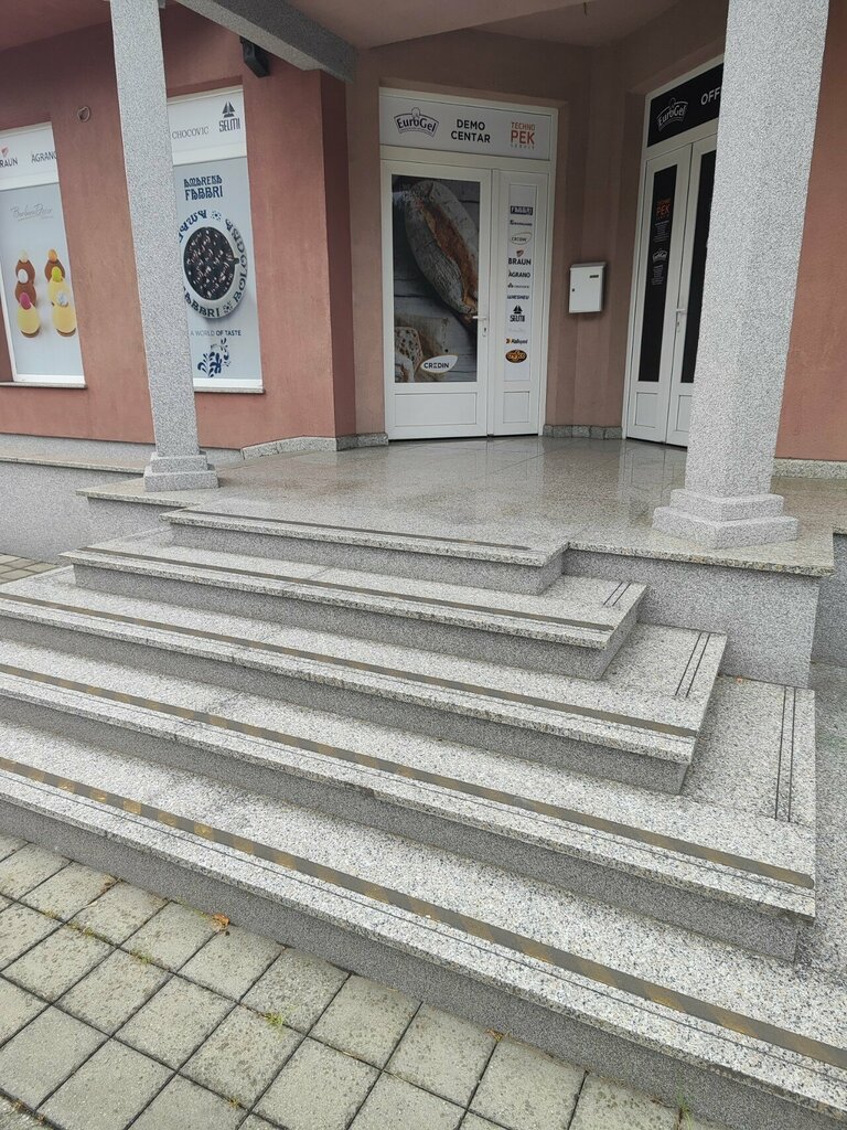 Toptancılar Eurogel Demo Centar, Belgrad, foto