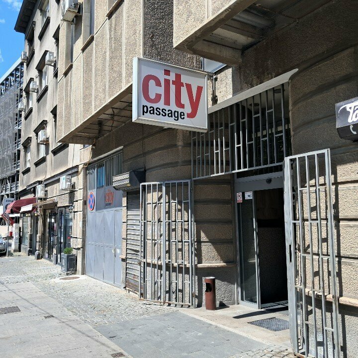 Kuaförler Dezan, Belgrad, foto