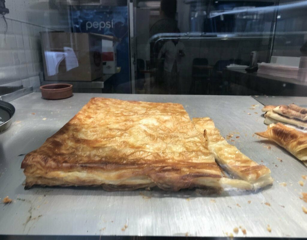 Fast food Bizim Börek Pide Salonu, İstanbul, foto