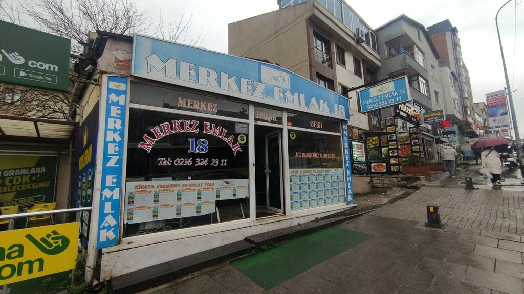 Emlak ofisi Merkez Emlak 18, İstanbul, foto