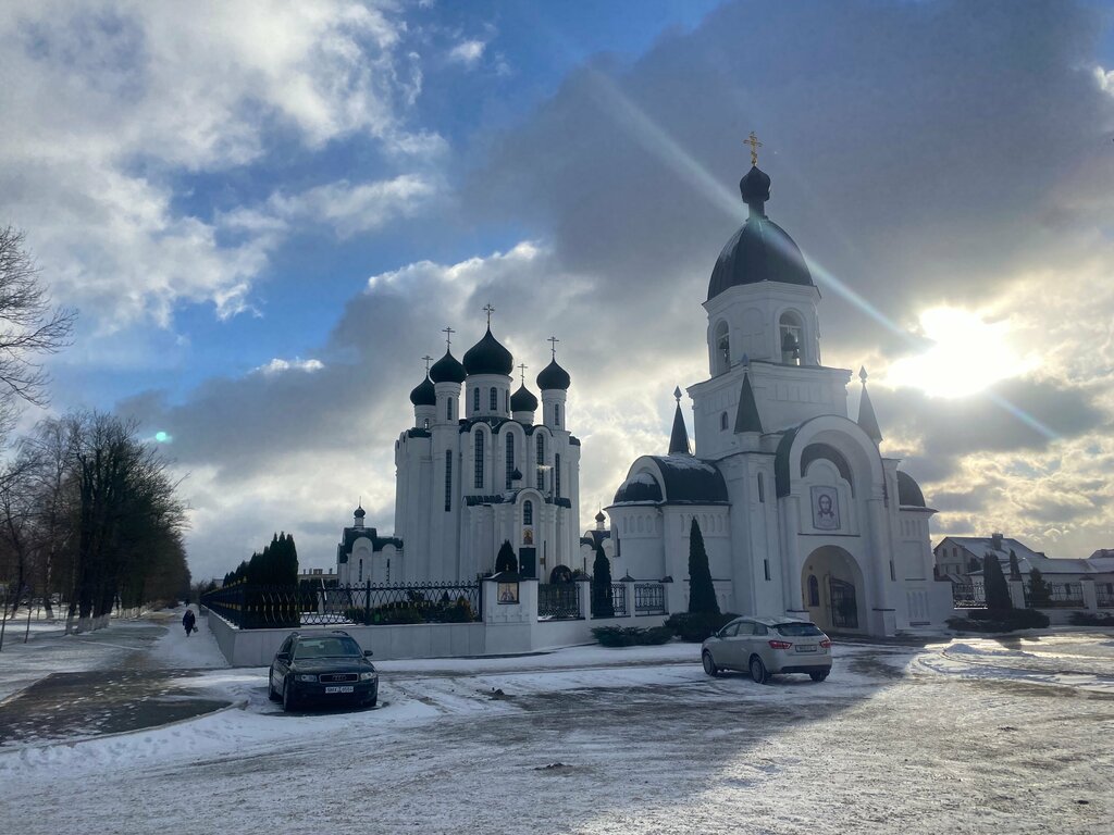 Turistik yerler Колокольня церкви Александра Невского, Baranavichy, foto