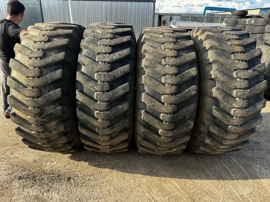 Jant ve lastikçiler Шины БУ 4747, Moskova ve Moskovskaya oblastı, foto