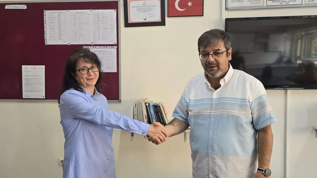 i̇lkokul Öğretmen Salih Nafız Tüzün İlkokulu, İstanbul, foto