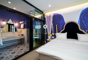 Folk (Joseb Grishashvilis Street No:56), otel  Tiflis'ten