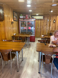 Celal Bey Etliekmek (Aziziye Mah., Türbe Cad., No:37/A, Karatay, Konya), kafe  Konya'dan