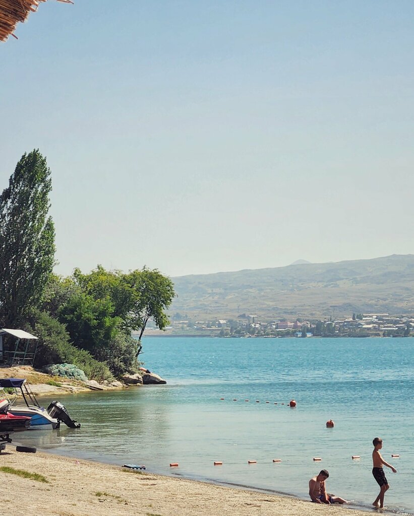 Plaj Plaj, Sevan, foto