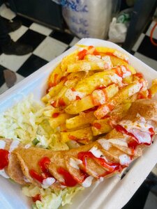 Spartans (Lusaka, Kafue, Chisankane), fast food  Dünya'dan