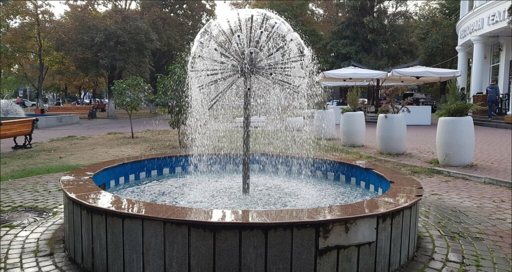 Çeşme Fountain, Belgorod, foto