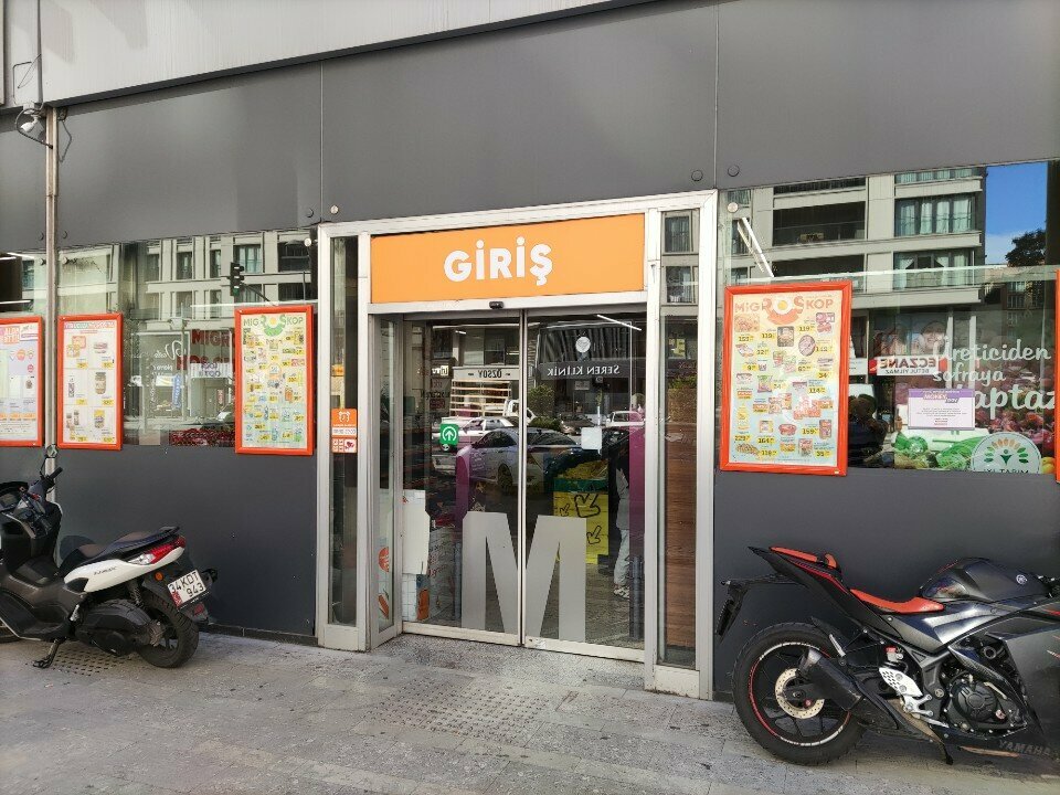 Süpermarket M Migros, İstanbul, foto