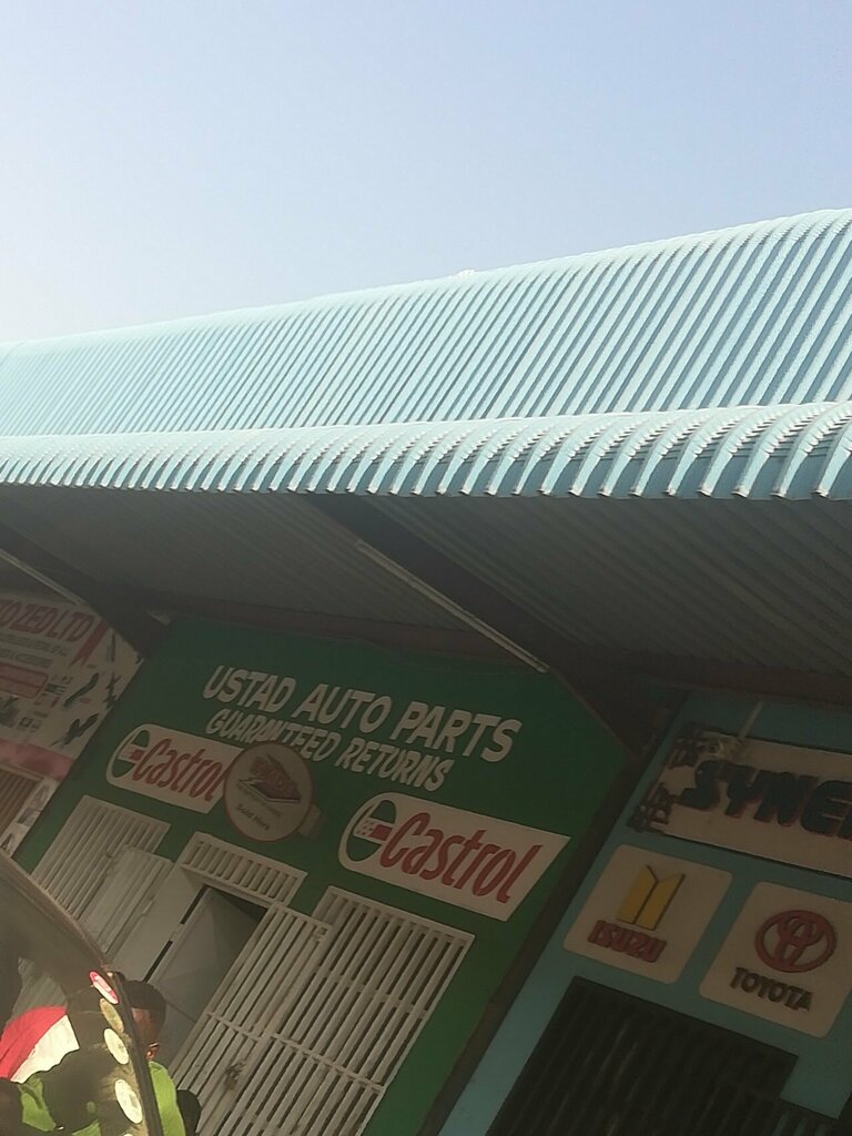 Otomobil yedek parçaları Synergy Auto Spares, Lusaka, foto