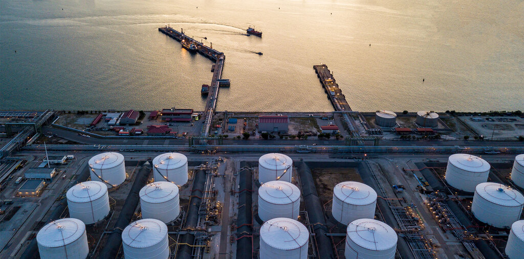 Petrol ve gaz firması Petrohub, Dubai, foto