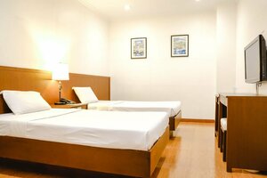 De Luxe Hotel (Northern Mindanao, City of Cagayan de Oro), otel  Lambia'dan