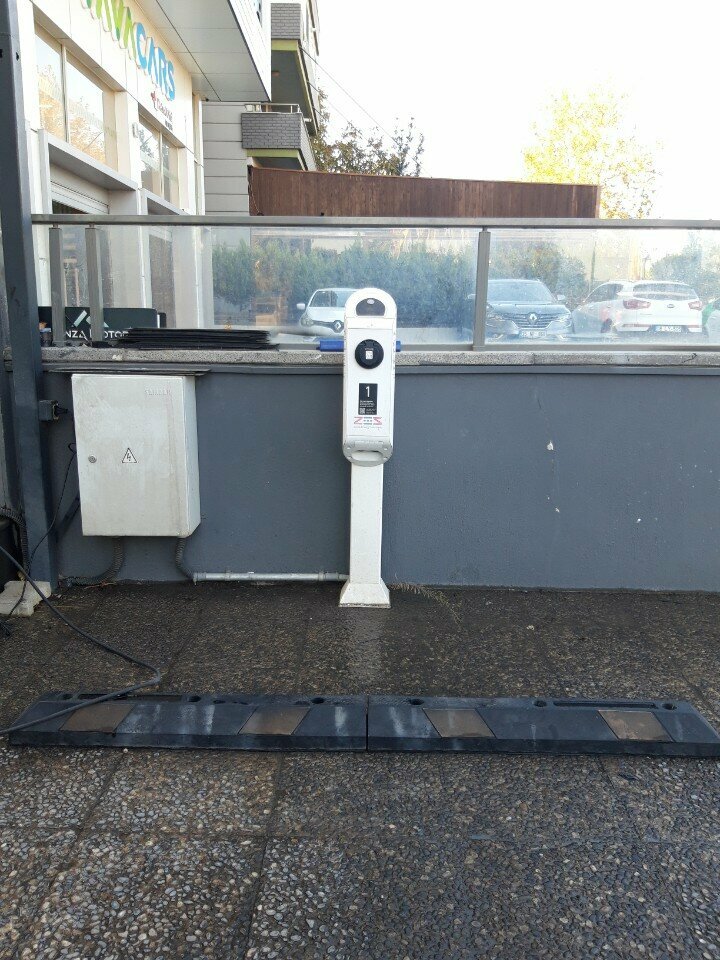 Elektrikli oto şarj istasyonları ZES Elektrikli Araç Şarj İstasyonu, İzmir, foto