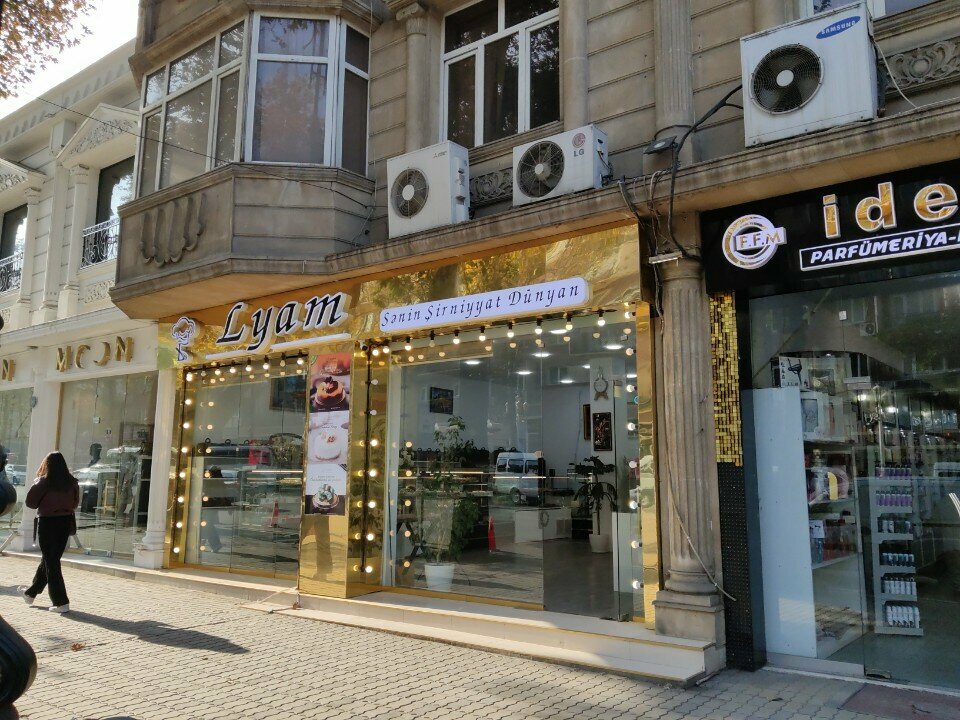 Pasta, şekerleme ve tatlı Lyam şirniyyat evi, Gence, foto