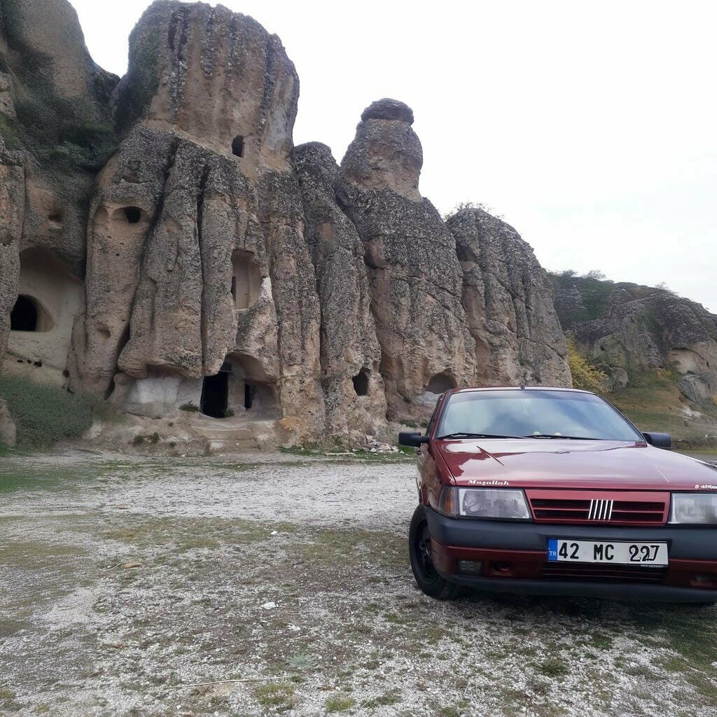 Turistik yerler Haç Kilise, Konya, foto