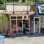 Kokoreçci Sarı (Uşak, Uşak Merkez , Kurtuluş Mah., Güney Sok., 3A), restoran  Uşak'tan
