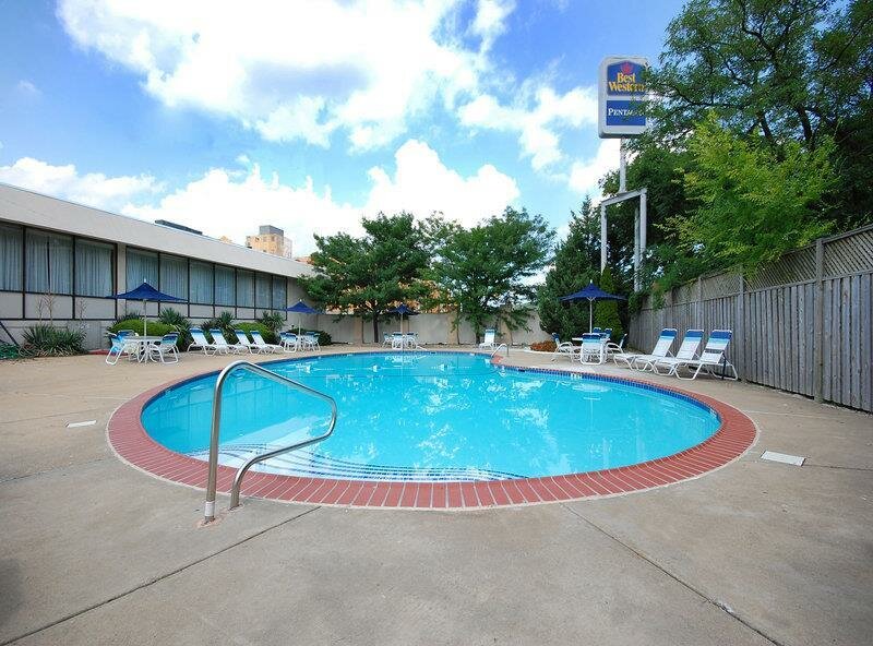 Otel Hotel Pentagon, Arlington, foto