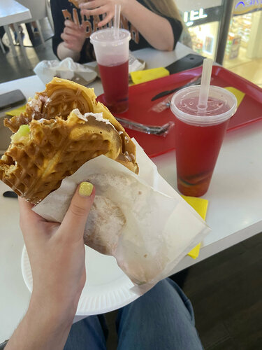 Kafe Vaffel, Pskovskaya oblastı, foto