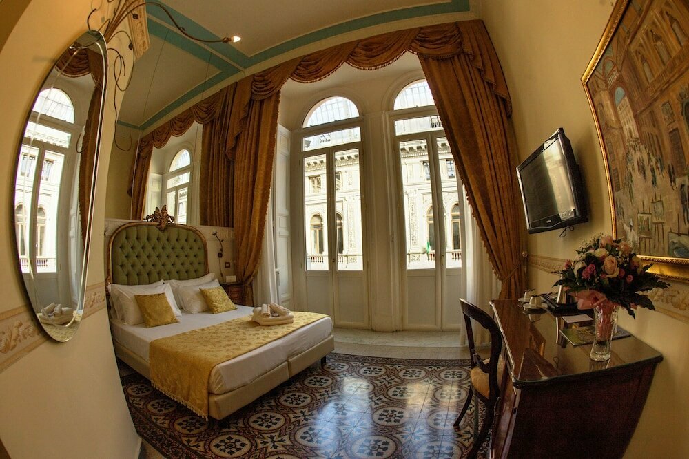 Otel Art Suite Santa Brigida, Napoli, foto