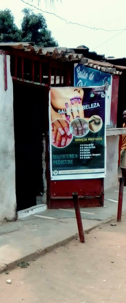 Güzellik salonu Salão de Beleza, Loanda, foto