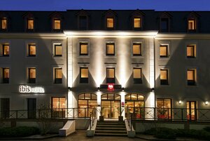 Ibis Vitre Centre (Bretagne, Ille-et-Vilaine, Vitré, Allée du Jardin), otel