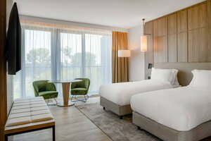 Ac Hotel by Marriott Krakow (Województwo małopolskie, Kraków, aleja 3 Maja, 51), otel  Krakow'dan