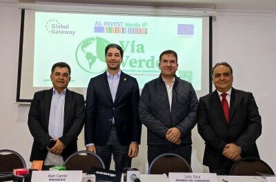 Bilim araştırma enstitüsü Ibce - Instituto Boliviano de Comercio Exterior, Santa‑Krus, foto