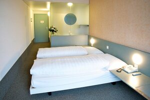 Hotel City am Bahnhof (Bubenbergplatz No:7, Bern), otel  Bern'den