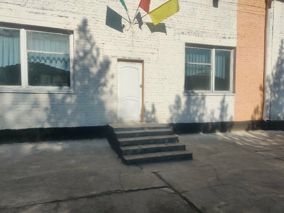 Ortaokul Школа № 6 имени Токтогула Сатылганова, , foto