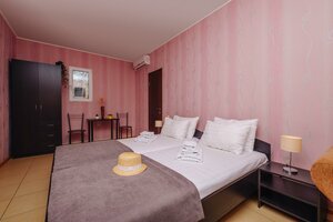 Tatiana (Pionerskiy prospekt No:36Б, Anapa), otel  Anapa'dan