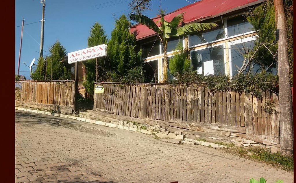 Kafe Akasya Cafe & Restaurant, Piraziz, foto