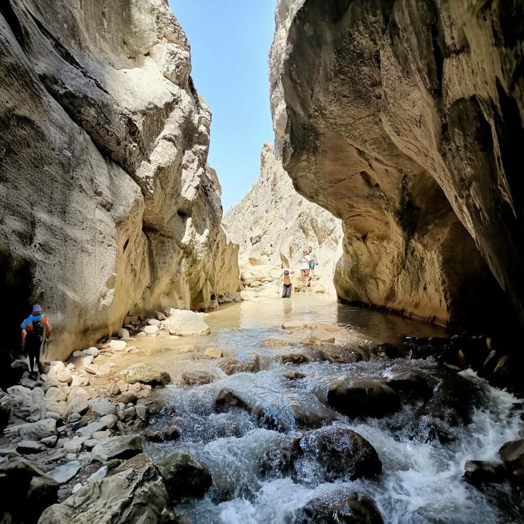 Turistik yerler Harmankaya Kanyonu, Yenipazar, foto
