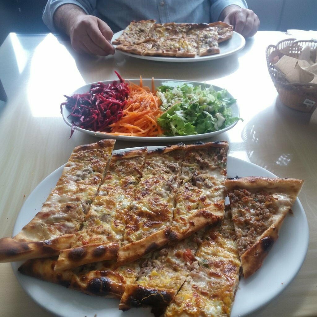 Restoran Yasemin Pide Kebap, Orta, foto