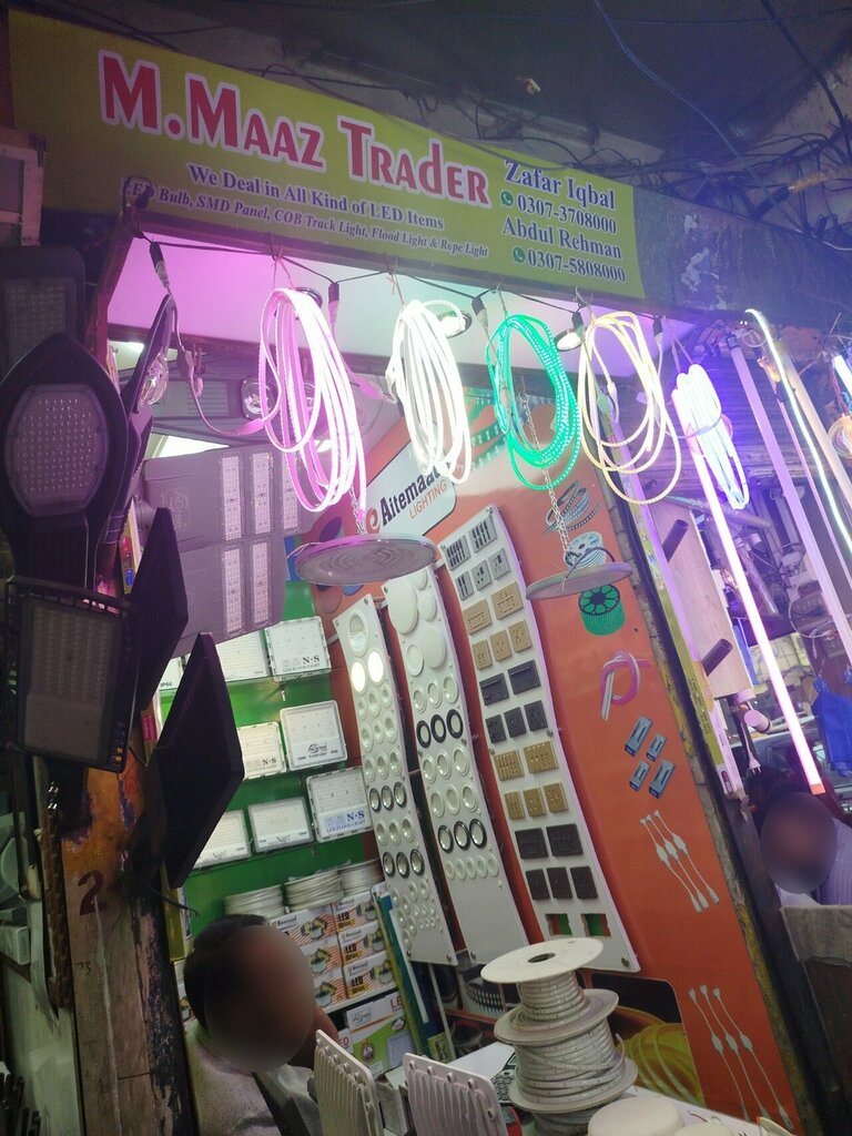 Elektrik ve elektrikli ürün mağazası M mazz traders, Lahor, foto