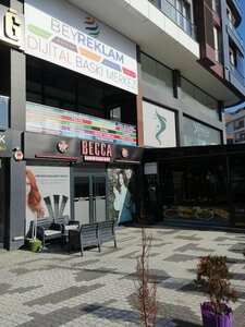 Becca Beauty Bar (İstanbul, Beylikdüzü, Kavaklı Mah., İstanbul Cad., 29A), kuaförler  Beylikdüzü'nden