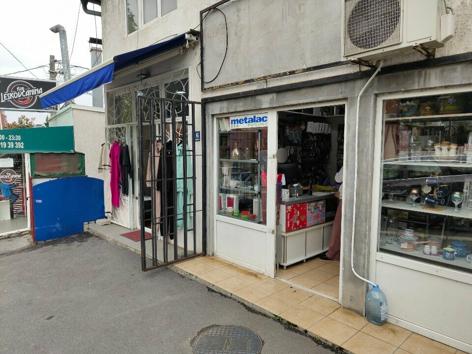 Züccaciye mağazaları Metalac, Belgrad, foto